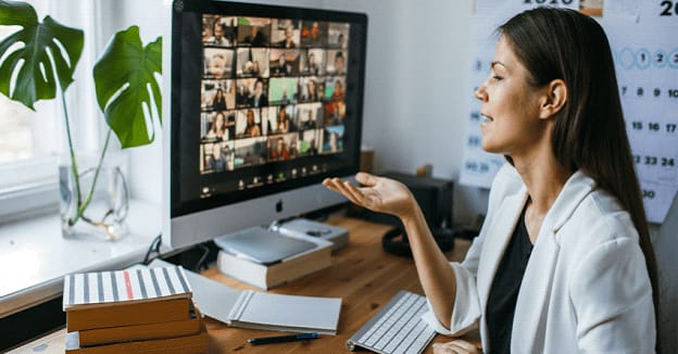 Executive Presence in Hybrid Leadership Explained Simply - Commanding ...